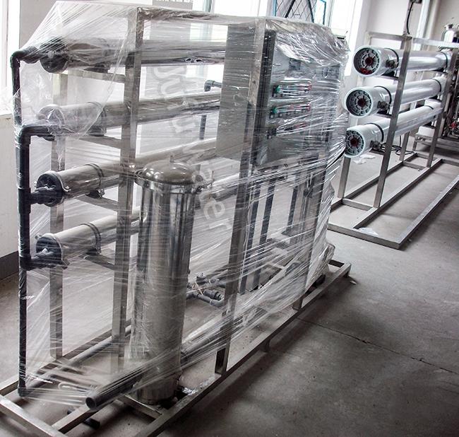 One Stage RO Water Treatment System 2000LPH Water Desalination Plant